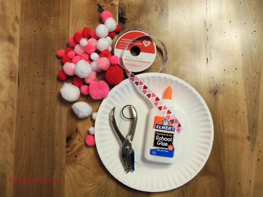 Paper Plate Valentine’s Day Craft – The Crafter Life