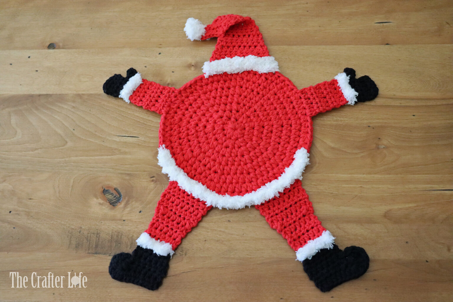 Flattened Santa Hot Pad – The Crafter Life